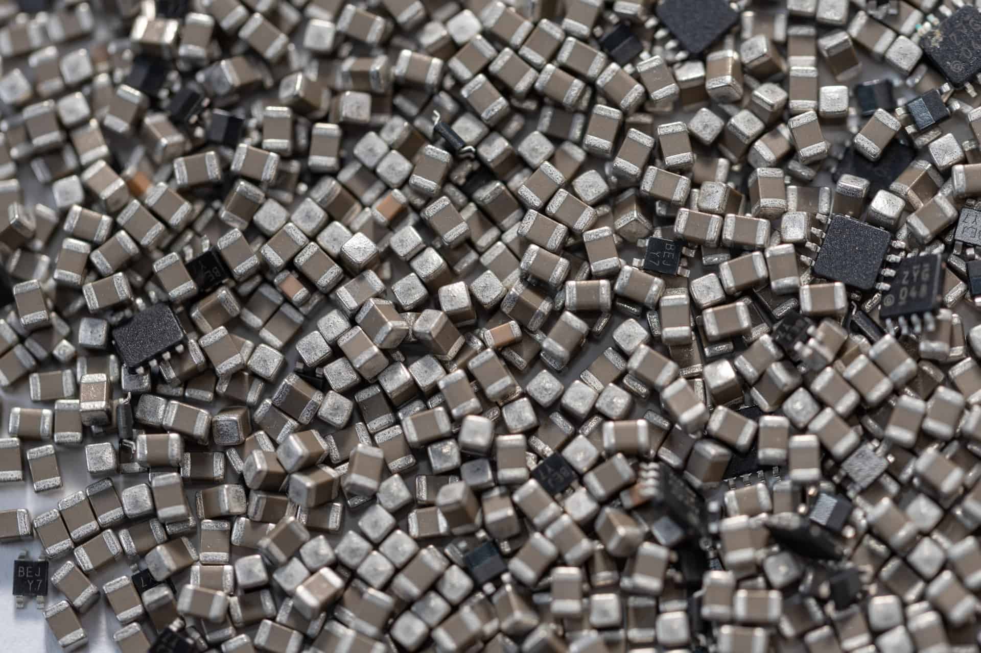 Integrated and Discrete Ultra-Thin Capacitors Based on Carbon Nanofibers with High Capacitance ...